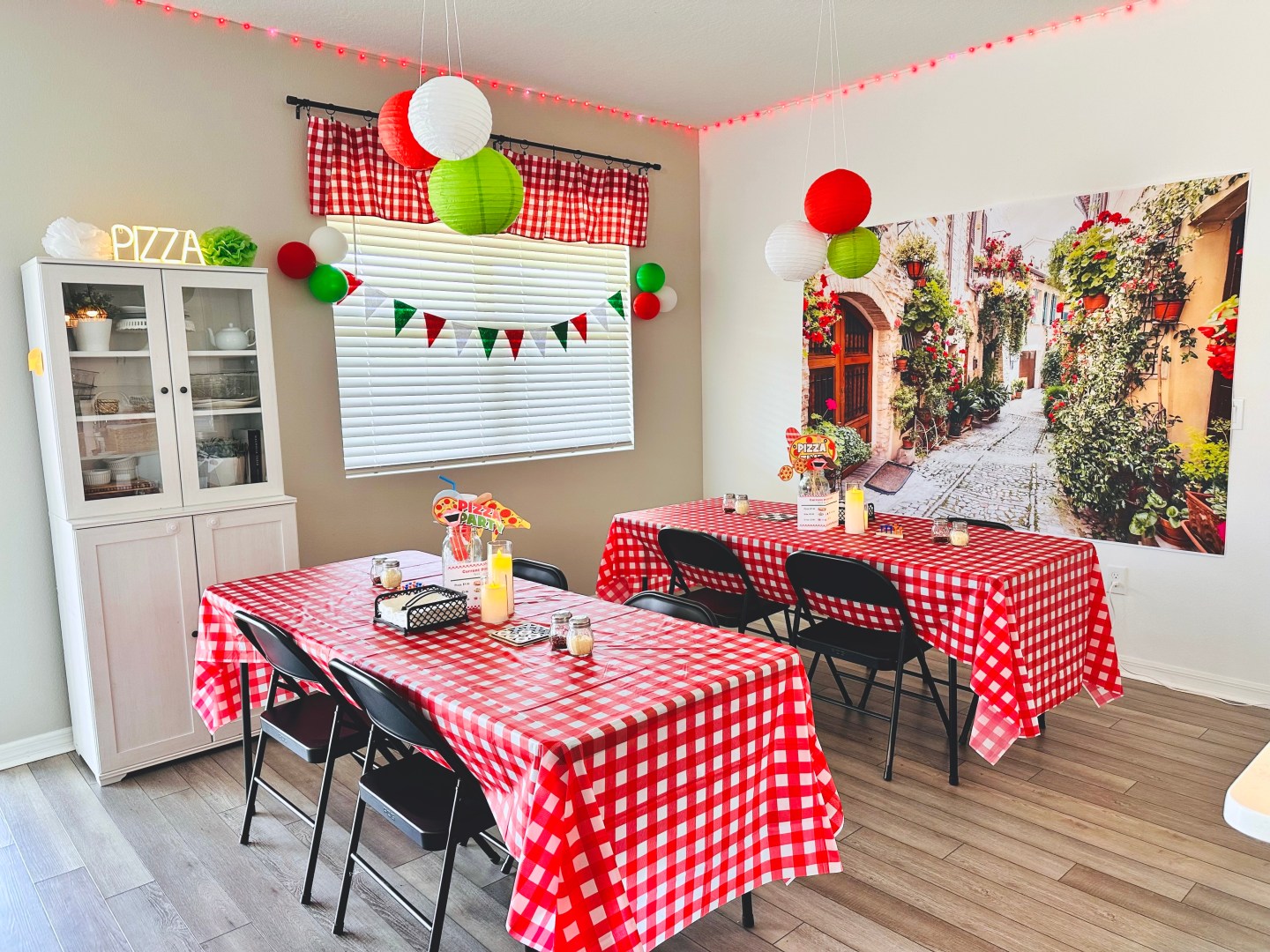Pizzeria Birthday Party (Restaurant Role-Play at Home) – Once Upon a Theme